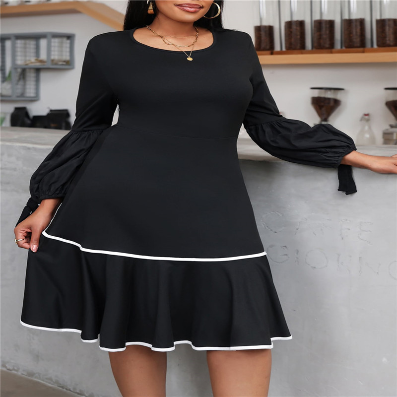 Plus Size Flared Sleeve Dress - Dragqueen Plus